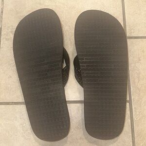 Yellow Box | Shoes | Yellow Box Feliks Flip Flop | Poshmark
